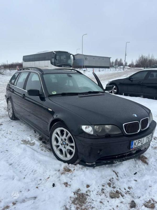 Melns BMW 330 2002 Kauņa, ar dzinēja tilpumu 2.93 L un nobraukumu 413 tūkst. km par 1800 €, foto 1 vietnē AUTOMOTO.COM.LV