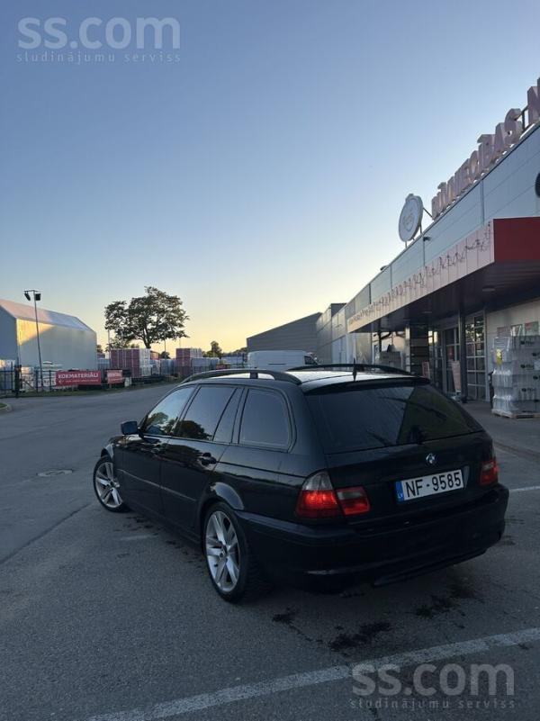 Melns BMW 330 2002 Rīga, ar dzinēja tilpumu 3.00 L un nobraukumu 403 tūkst. km par 3150 €, foto 3 vietnē AUTOMOTO.COM.LV