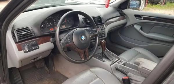 Melns BMW 330 2002 Valmiera, ar dzinēja tilpumu 3.00 L un nobraukumu 480 tūkst. km par 2200 €, foto 10 vietnē AUTOMOTO.COM.LV