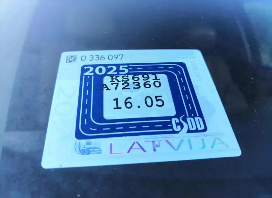 Melns BMW 330 2002 Rīga, ar dzinēja tilpumu 3.00 L un nobraukumu 338 tūkst. km par 2290 €, foto 15 vietnē AUTOMOTO.COM.LV
