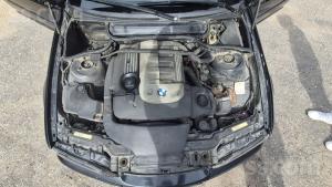 Melns BMW 330 2002 Liepāja, ar dzinēja tilpumu 3.00 L un nobraukumu 462 tūkst. km par 2500 €, foto 7 vietnē AUTOMOTO.COM.LV