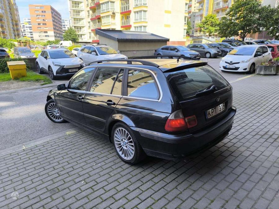 Black BMW 330 2002 in Vilnius, with an engine capacity of 3.00 L and mileage of 387 thousand km for 1700 €, photo 3 on AUTOMOTO.COM.LV