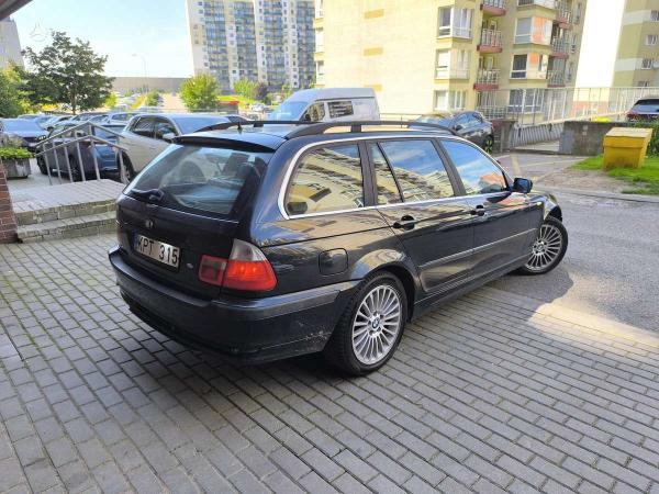 БМВ 330 2002 в Вильнюс на AUTOMOTO.COM.LV Черный БМВ 330 2002 в Вильнюс, объемом двигателя 3.00 л и пробегом 387 тыс. км за 1700 €, фото 5 на AUTOMOTO.COM.LV