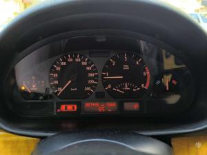 Black BMW 330 2002 in Vilnius, with an engine capacity of 3.00 L and mileage of 387 thousand km for 1700 €, photo 12 on AUTOMOTO.COM.LV