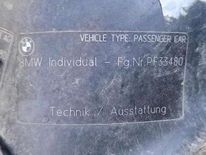 Black BMW 330 2002 in Vilnius, with an engine capacity of 3.00 L and mileage of 387 thousand km for 1700 €, photo 15 on AUTOMOTO.COM.LV