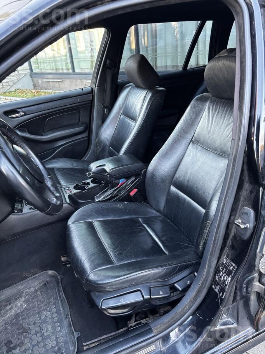 Melns BMW 330 2002 Balvi, ar dzinēja tilpumu 3.00 L un nobraukumu 481 tūkst. km par 1850 €, foto 10 vietnē AUTOMOTO.COM.LV