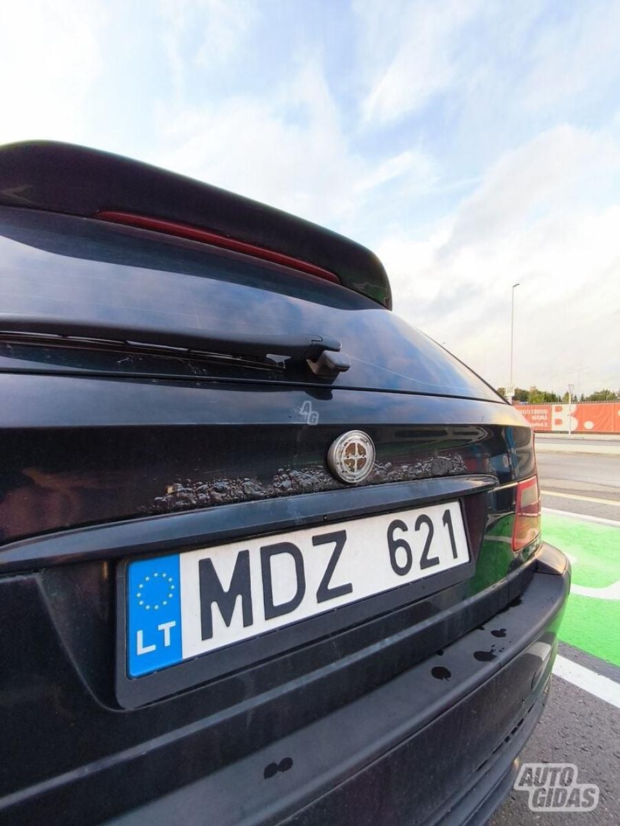 Melns BMW 330 2002 Kauņa, ar dzinēja tilpumu 3.00 L un nobraukumu 481 tūkst. km par 1900 €, foto 12 vietnē AUTOMOTO.COM.LV