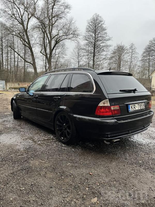 Black BMW 330 2003 in Daugavpils, with an engine capacity of 3.00 L and mileage of 340 thousand km for 2800 €, photo 2 on AUTOMOTO.COM.LV