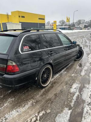Black BMW 330 2003 in Jonava, with an engine capacity of 2.99 L and mileage of 379 thousand km for 2000 €, photo 2 on AUTOMOTO.COM.LV