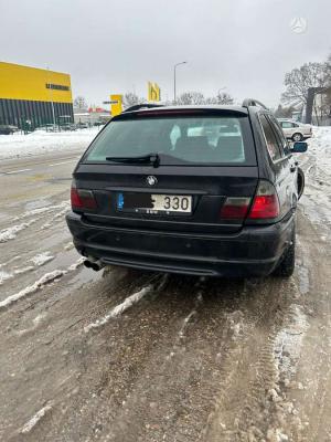 Black BMW 330 2003 in Jonava, with an engine capacity of 2.99 L and mileage of 379 thousand km for 2000 €, photo 3 on AUTOMOTO.COM.LV
