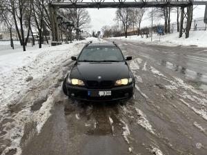 Black BMW 330 2003 in Jonava, with an engine capacity of 2.99 L and mileage of 379 thousand km for 2000 €, photo 8 on AUTOMOTO.COM.LV