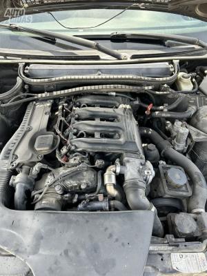 Melns BMW 330 2003 Viļņa, ar dzinēja tilpumu 3.00 L un nobraukumu 430 tūkst. km par 1450 €, foto 11 vietnē AUTOMOTO.COM.LV