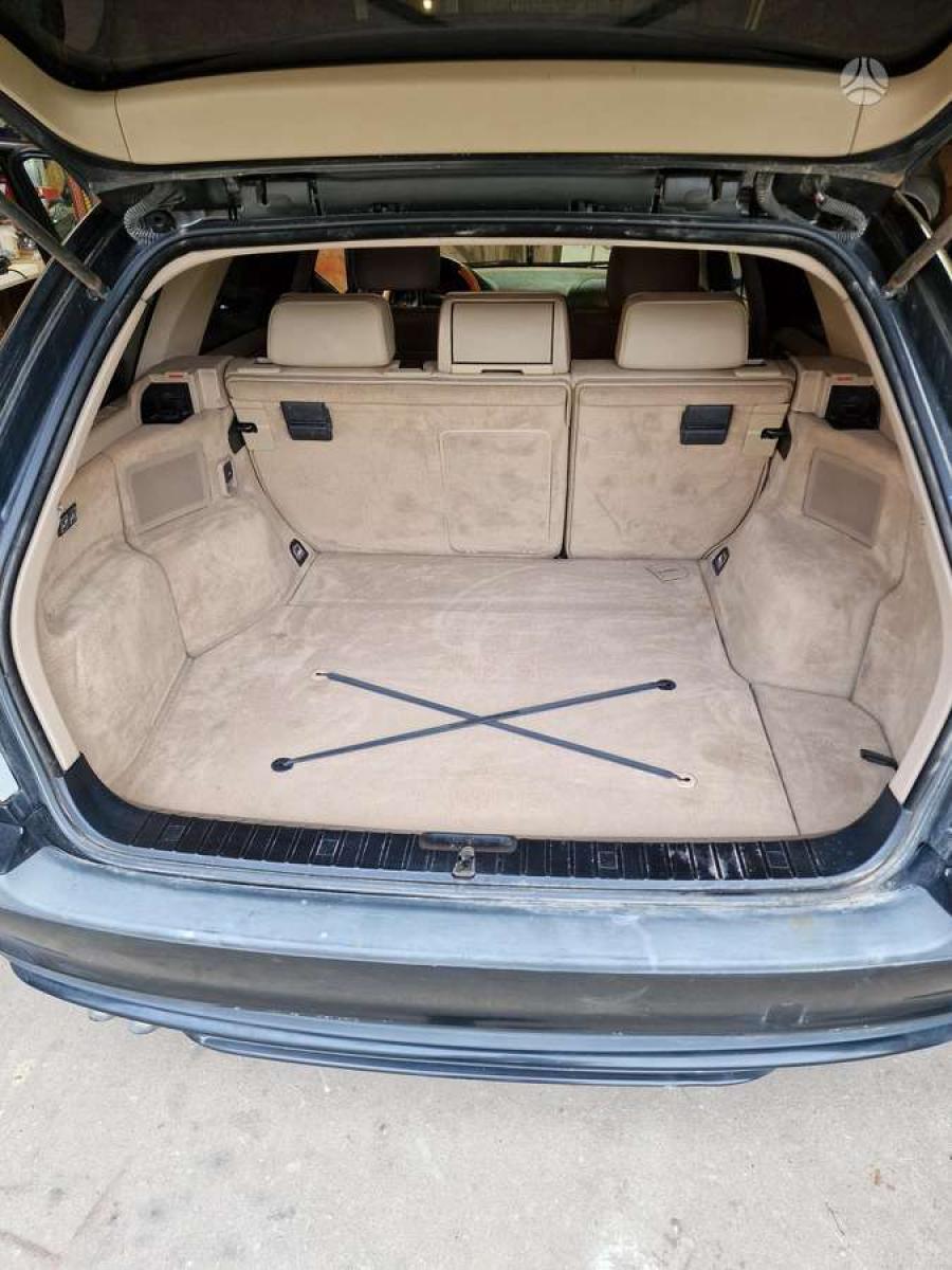 Melns BMW 330 2003 Plungė, ar dzinēja tilpumu 2.93 L un nobraukumu 405 tūkst. km par 2000 €, foto 10 vietnē AUTOMOTO.COM.LV