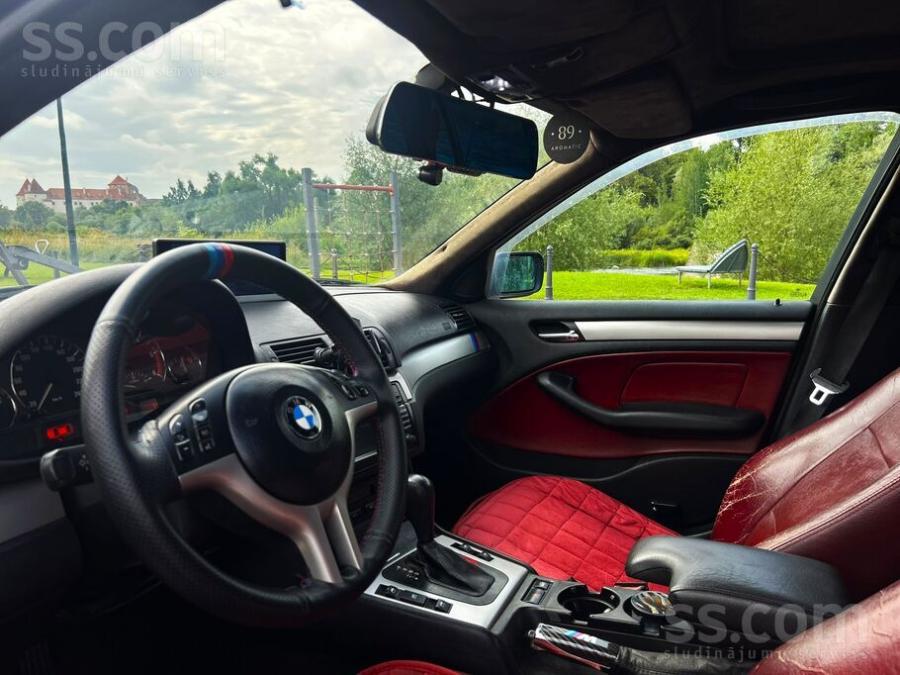 Melns BMW 330 2003 Bauska, ar dzinēja tilpumu 3.00 L un nobraukumu 372 tūkst. km par 2750 €, foto 12 vietnē AUTOMOTO.COM.LV