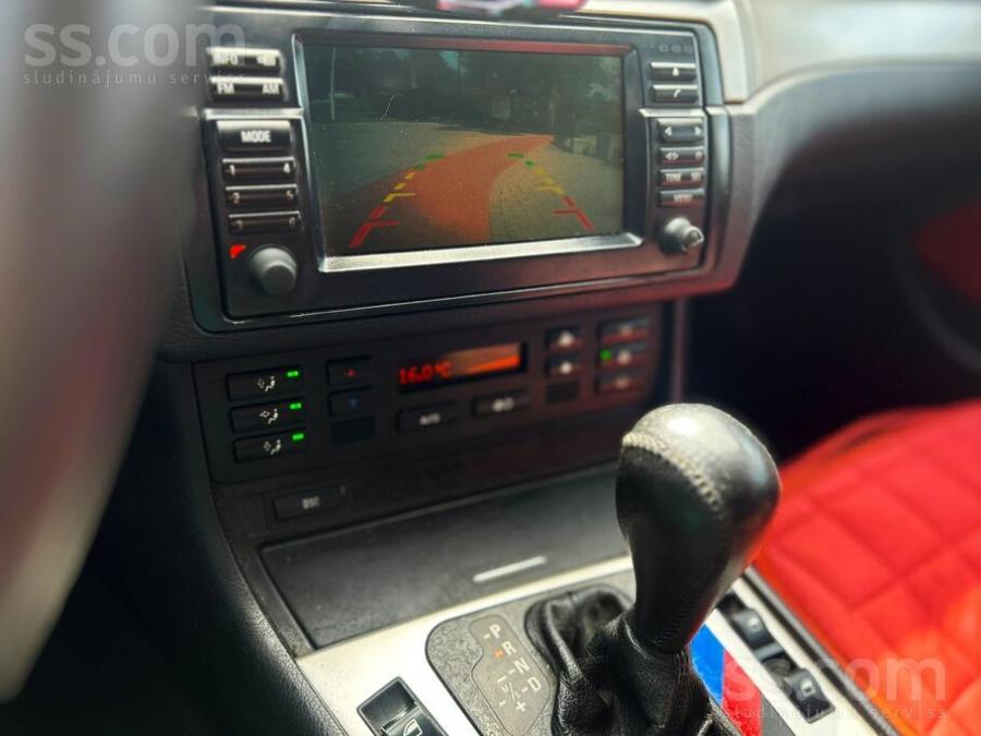 Melns BMW 330 2003 Bauska, ar dzinēja tilpumu 3.00 L un nobraukumu 372 tūkst. km par 2750 €, foto 14 vietnē AUTOMOTO.COM.LV