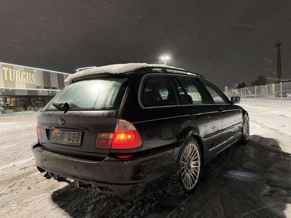 Black BMW 330 2004 in Kaunas, with an engine capacity of 2.99 L and mileage of 50 thousand km for 1900 €, photo 3 on AUTOMOTO.COM.LV
