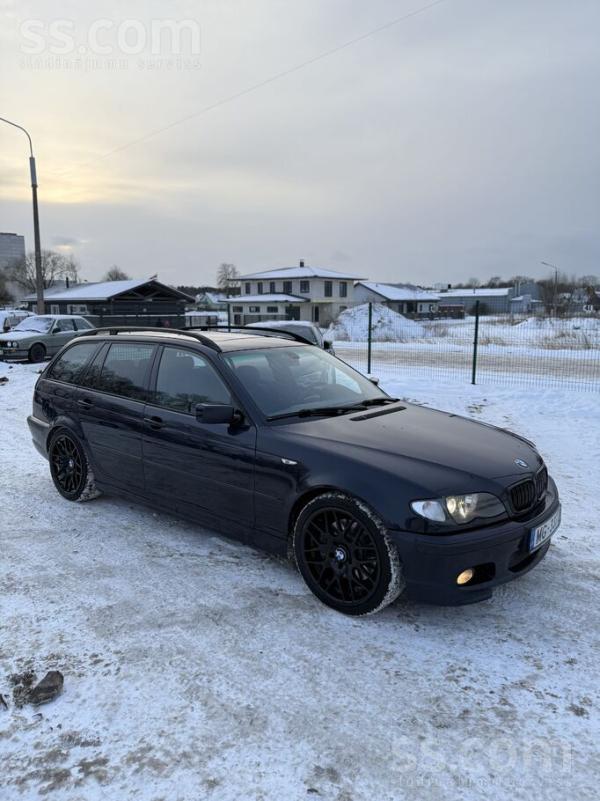 Melns BMW 330 2004 Liepāja, ar dzinēja tilpumu 3.00 L un nobraukumu 0 tūkst. km par 4400 €, foto 2 vietnē AUTOMOTO.COM.LV