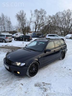 Black BMW 330 2004 in Liepaja, with an engine capacity of 3.00 L and mileage of 0 thousand km for 4400 €, photo 3 on AUTOMOTO.COM.LV
