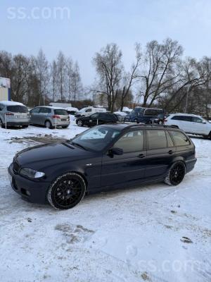Black BMW 330 2004 in Liepaja, with an engine capacity of 3.00 L and mileage of 0 thousand km for 4400 €, photo 5 on AUTOMOTO.COM.LV