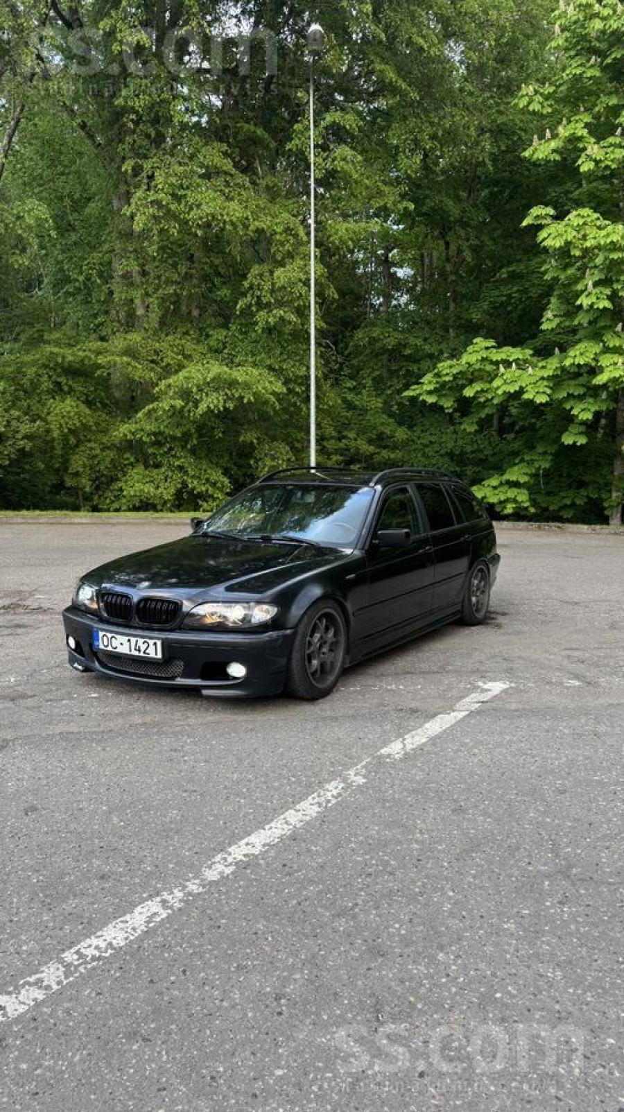 Black BMW 330 2004 in Riga, with an engine capacity of 3.00 L and mileage of 493 thousand km for 3250 €, photo 1 on AUTOMOTO.COM.LV