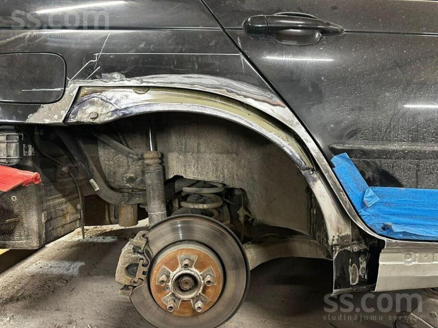 Melns BMW 330 2004 Rīga, ar dzinēja tilpumu 3.00 L un nobraukumu 342 tūkst. km par 3200 €, foto 10 vietnē AUTOMOTO.COM.LV