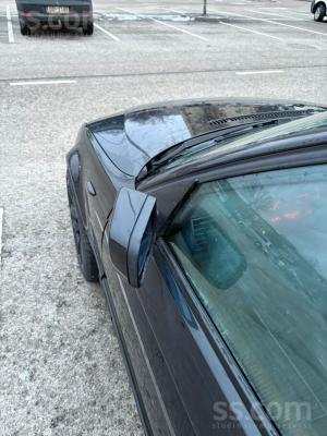 Black BMW 330 2004 in Riga, with an engine capacity of 3.00 L and mileage of 340 thousand km for 3200 €, photo 5 on AUTOMOTO.COM.LV