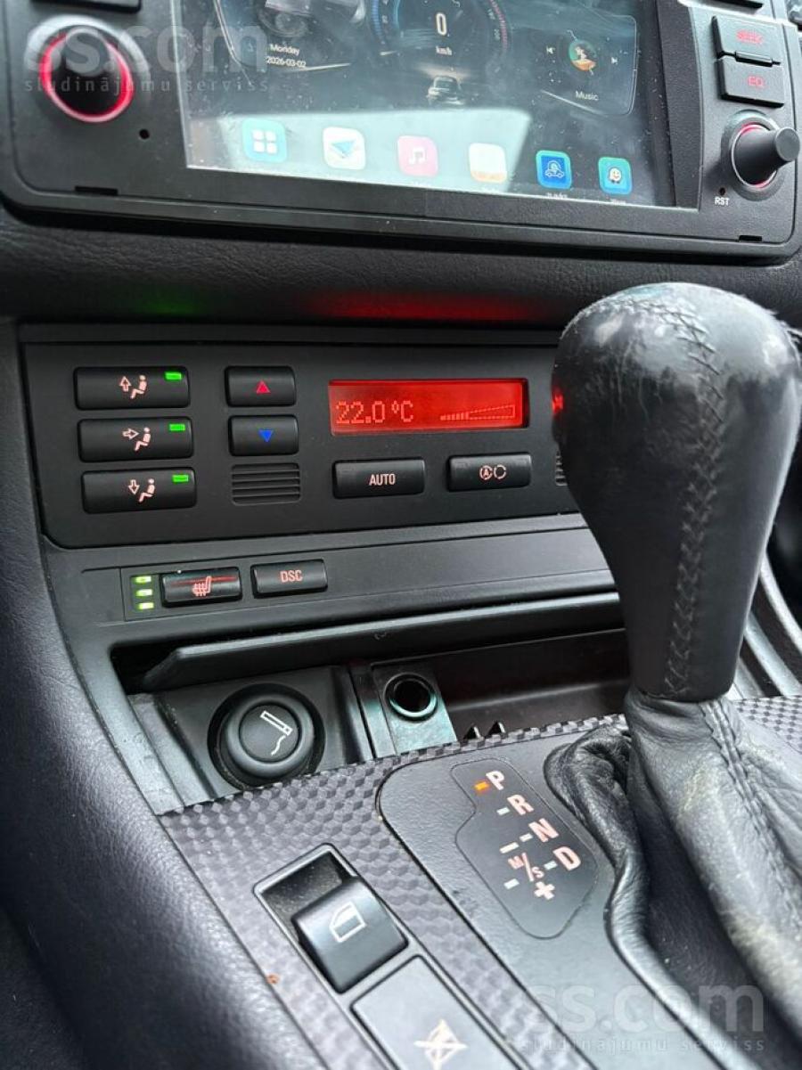 Black BMW 330 2004 in Riga, with an engine capacity of 3.00 L and mileage of 340 thousand km for 3200 €, photo 7 on AUTOMOTO.COM.LV