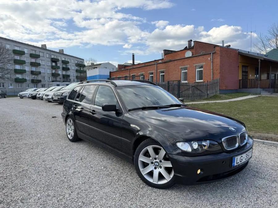 Black BMW 330 2004 in Ventspils, with an engine capacity of 3.00 L and mileage of 363 thousand km for 2450 €, photo 4 on AUTOMOTO.COM.LV