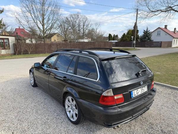 Black BMW 330 2004 in Ventspils, with an engine capacity of 3.00 L and mileage of 363 thousand km for 2450 €, photo 6 on AUTOMOTO.COM.LV