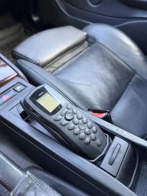 Black BMW 330 2004 in Ventspils, with an engine capacity of 3.00 L and mileage of 363 thousand km for 2450 €, photo 17 on AUTOMOTO.COM.LV