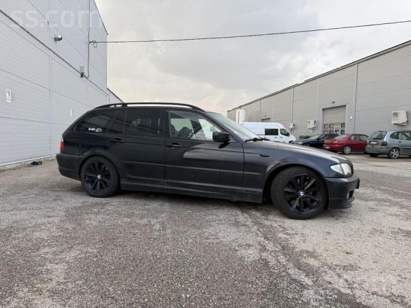 Black BMW 330 2004 in Riga, with an engine capacity of 3.00 L and mileage of 343 thousand km for 3590 €, photo 2 on AUTOMOTO.COM.LV