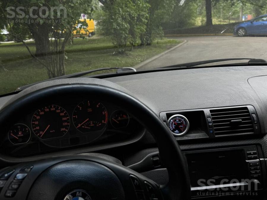 Melns BMW 330 2004 Rīga, ar dzinēja tilpumu 3.00 L un nobraukumu 485 tūkst. km par 2500 €, foto 11 vietnē AUTOMOTO.COM.LV