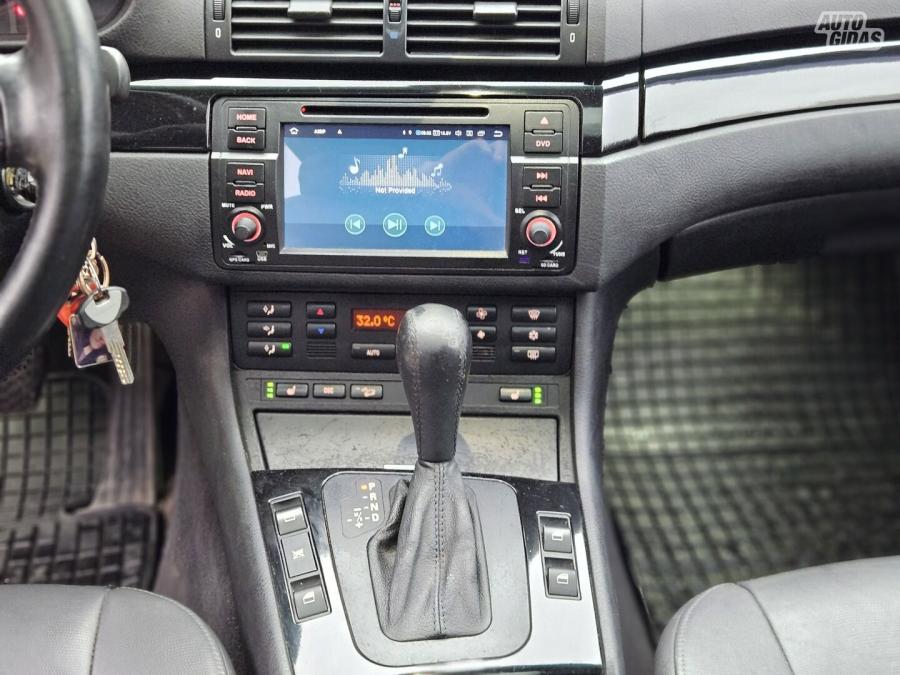 Black BMW 330 2004 in Klaipeda, with an engine capacity of 2.90 L and mileage of 410 thousand km for 2650 €, photo 11 on AUTOMOTO.COM.LV
