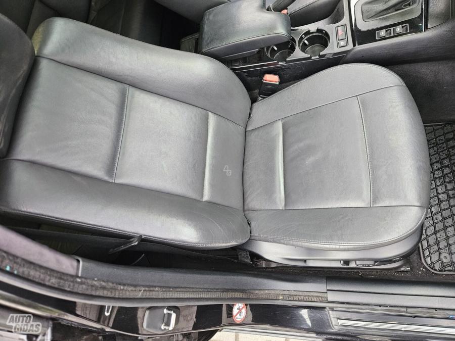 Black BMW 330 2004 in Klaipeda, with an engine capacity of 2.90 L and mileage of 410 thousand km for 2650 €, photo 18 on AUTOMOTO.COM.LV