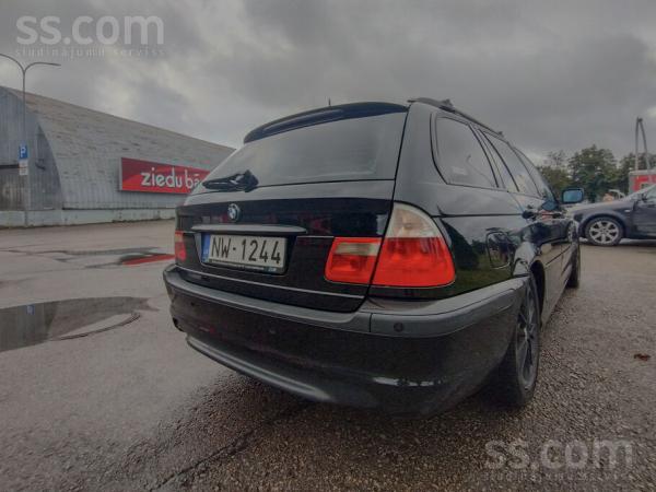 Black BMW 330 2004 in Riga, with an engine capacity of 3.00 L and mileage of 321 thousand km for 3650 €, photo 5 on AUTOMOTO.COM.LV