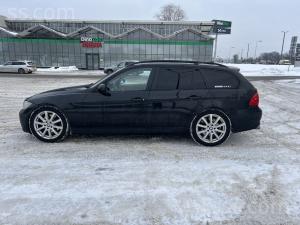 Black BMW 330 2005 in Riga, with an engine capacity of 3.00 L and mileage of 430 thousand km for 3600 €, photo 3 on AUTOMOTO.COM.LV
