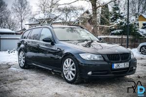 Black BMW 330 2005 in Riga, with an engine capacity of 3.00 L and mileage of 430 thousand km for 3990 €, photo 4 on AUTOMOTO.COM.LV