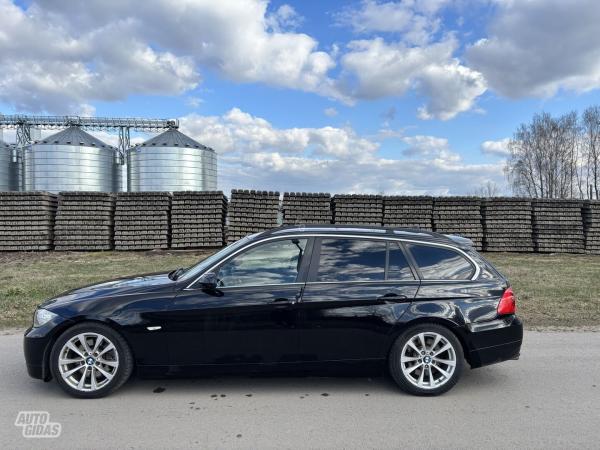 Black BMW 330 2005 in Raseiniai, with an engine capacity of 3.00 L and mileage of 361 thousand km for 4499 €, photo 9 on AUTOMOTO.COM.LV