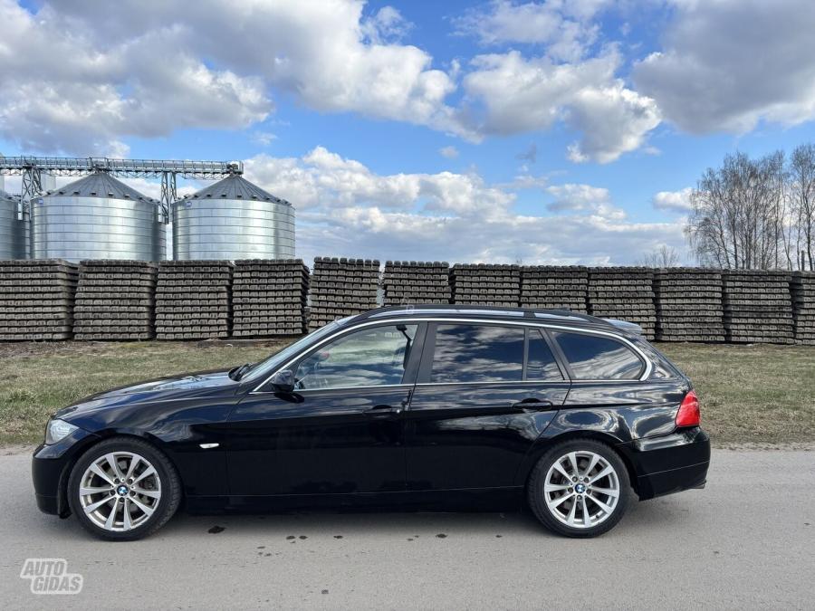 Black BMW 330 2005 in Raseiniai, with an engine capacity of 3.00 L and mileage of 361 thousand km for 4499 €, photo 10 on AUTOMOTO.COM.LV