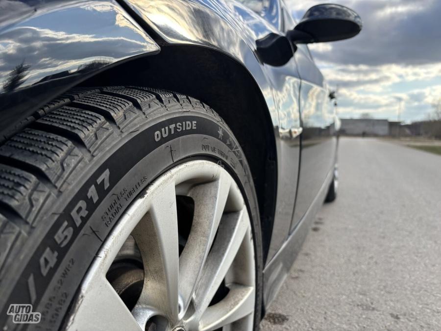 Black BMW 330 2005 in Raseiniai, with an engine capacity of 3.00 L and mileage of 361 thousand km for 4499 €, photo 20 on AUTOMOTO.COM.LV