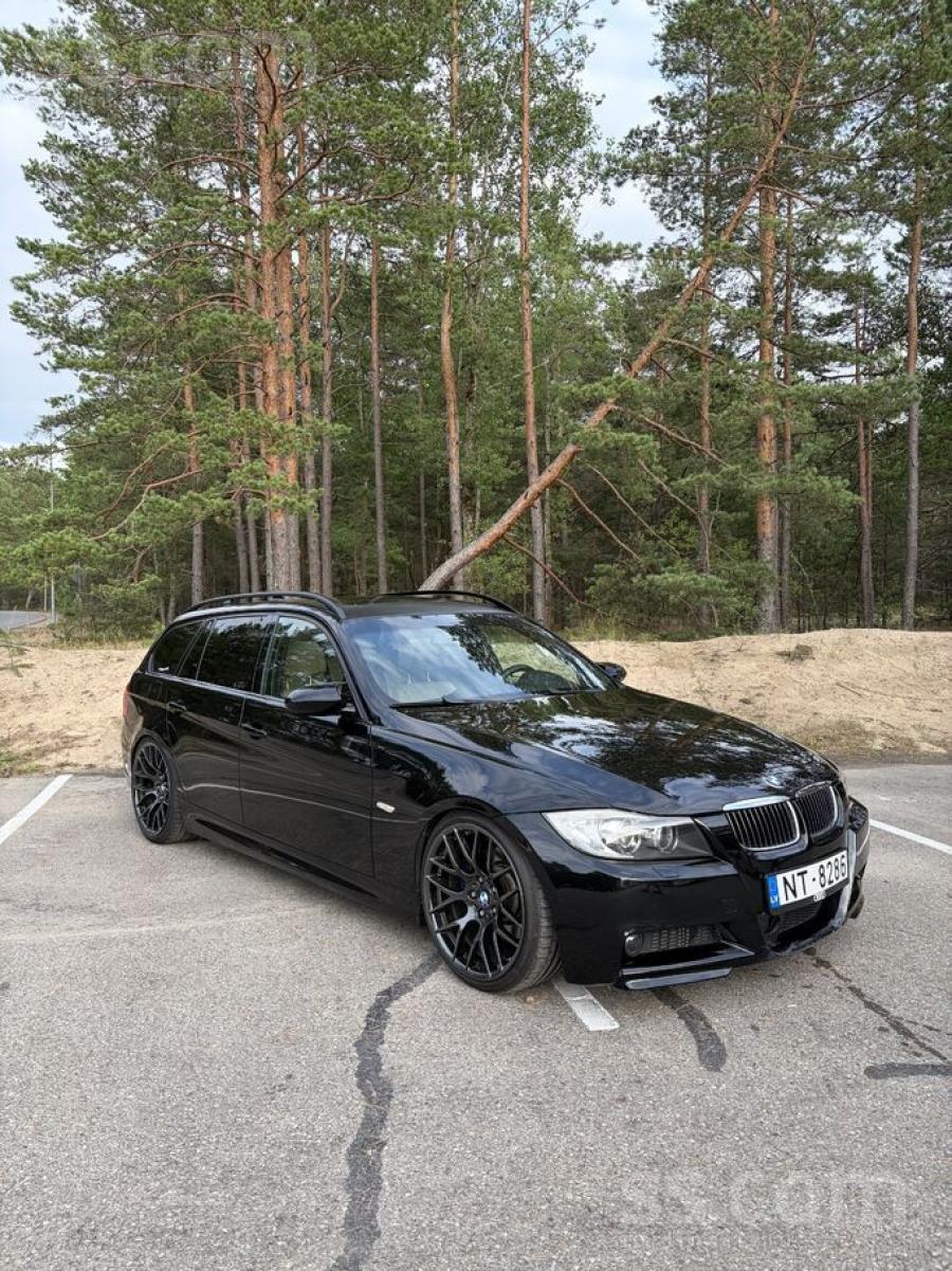 Melns BMW 330 2005 Rīga, ar dzinēja tilpumu 3.00 L un nobraukumu 367 tūkst. km par 8000 €, foto 3 vietnē AUTOMOTO.COM.LV