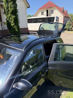 Melns BMW 330 2005 Rēzekne, ar dzinēja tilpumu 3.00 L un nobraukumu 439 tūkst. km par 3700 €, foto 4 vietnē AUTOMOTO.COM.LV