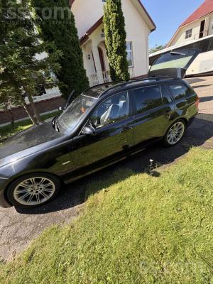 Melns BMW 330 2005 Rēzekne, ar dzinēja tilpumu 3.00 L un nobraukumu 439 tūkst. km par 3700 €, foto 5 vietnē AUTOMOTO.COM.LV