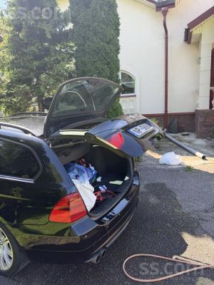 Melns BMW 330 2005 Rēzekne, ar dzinēja tilpumu 3.00 L un nobraukumu 439 tūkst. km par 3700 €, foto 6 vietnē AUTOMOTO.COM.LV