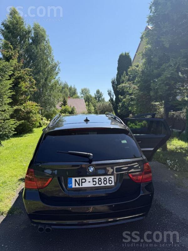 Melns BMW 330 2005 Rēzekne, ar dzinēja tilpumu 3.00 L un nobraukumu 439 tūkst. km par 3700 €, foto 6 vietnē AUTOMOTO.COM.LV