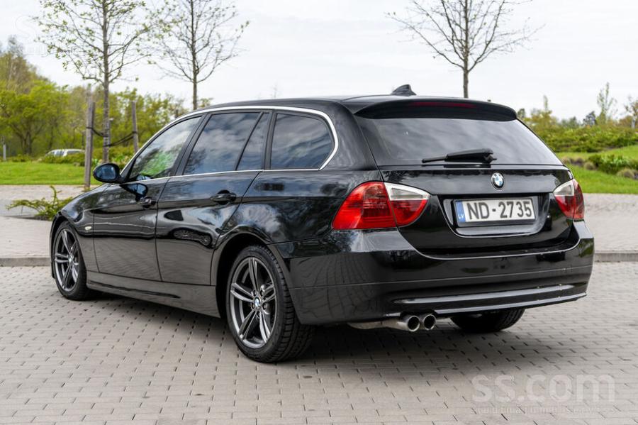 Melns BMW 330 2006 Jelgava, ar dzinēja tilpumu 3.00 L un nobraukumu 276 tūkst. km par 4800 €, foto 4 vietnē AUTOMOTO.COM.LV