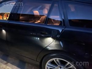 Melns BMW 330 2006 Rīga, ar dzinēja tilpumu 3.00 L un nobraukumu 247 tūkst. km par 4950 €, foto 9 vietnē AUTOMOTO.COM.LV