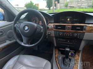 Melns BMW 330 2006 Daugavpils, ar dzinēja tilpumu 3.00 L un nobraukumu 311 tūkst. km par 5500 €, foto 4 vietnē AUTOMOTO.COM.LV