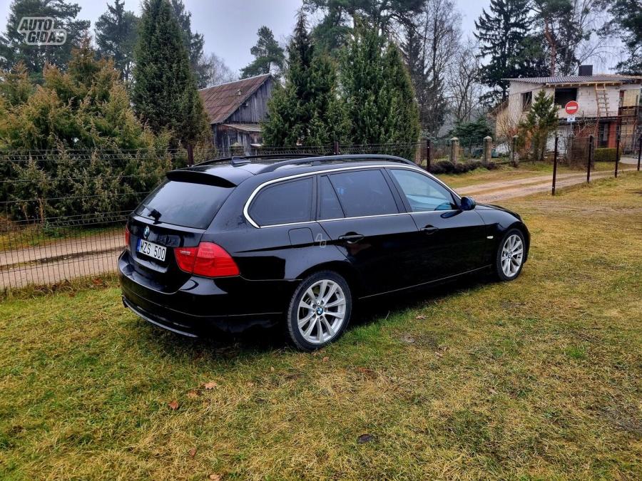 Melns BMW 330 2006 Alīta, ar dzinēja tilpumu 3.00 L un nobraukumu 350 tūkst. km par 4500 €, foto 4 vietnē AUTOMOTO.COM.LV