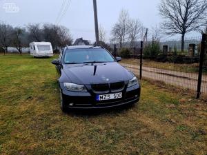 Melns BMW 330 2006 Alīta, ar dzinēja tilpumu 3.00 L un nobraukumu 350 tūkst. km par 4500 €, foto 11 vietnē AUTOMOTO.COM.LV